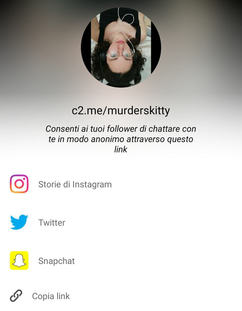 Connected2me: recensione app di messaggistica